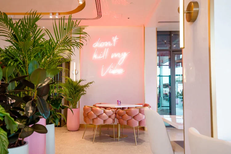 Top 20 Best Cafés in Dubai for 2025 – With Address, Menu & Price Range